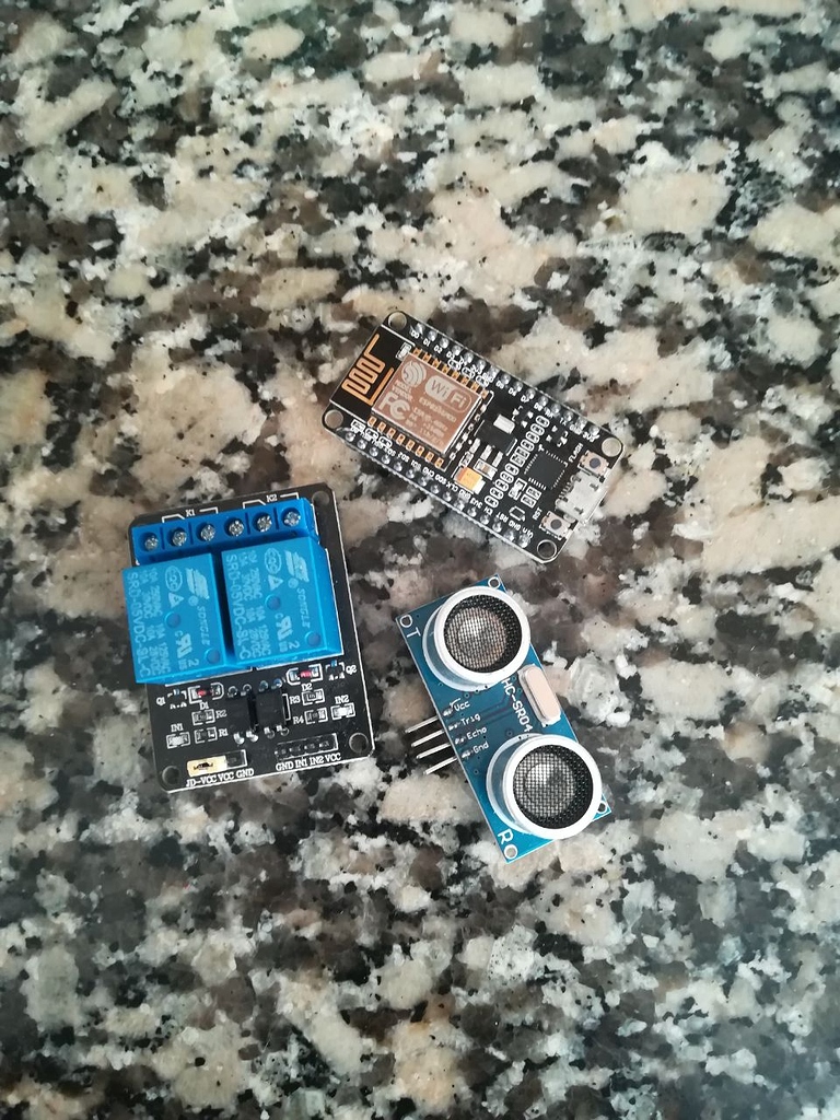 ESp8266+Sensor Ultrasonic+1rele - Como fazer - Tutoriais - CPHA.pt
