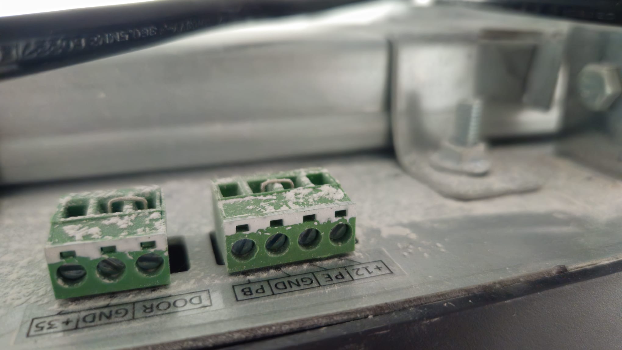 Automatização Portão Omni II 600 - Hardware - CPHA.pt